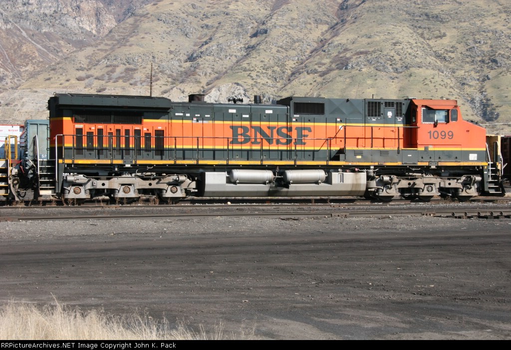 BNSF 1099